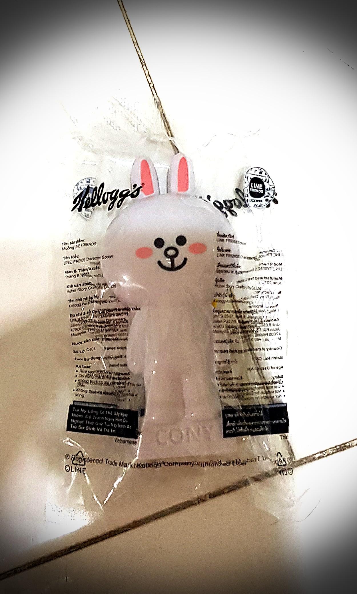 Kellogg's Froot Loops Cereal with Line Friends Brown Container, Food ...