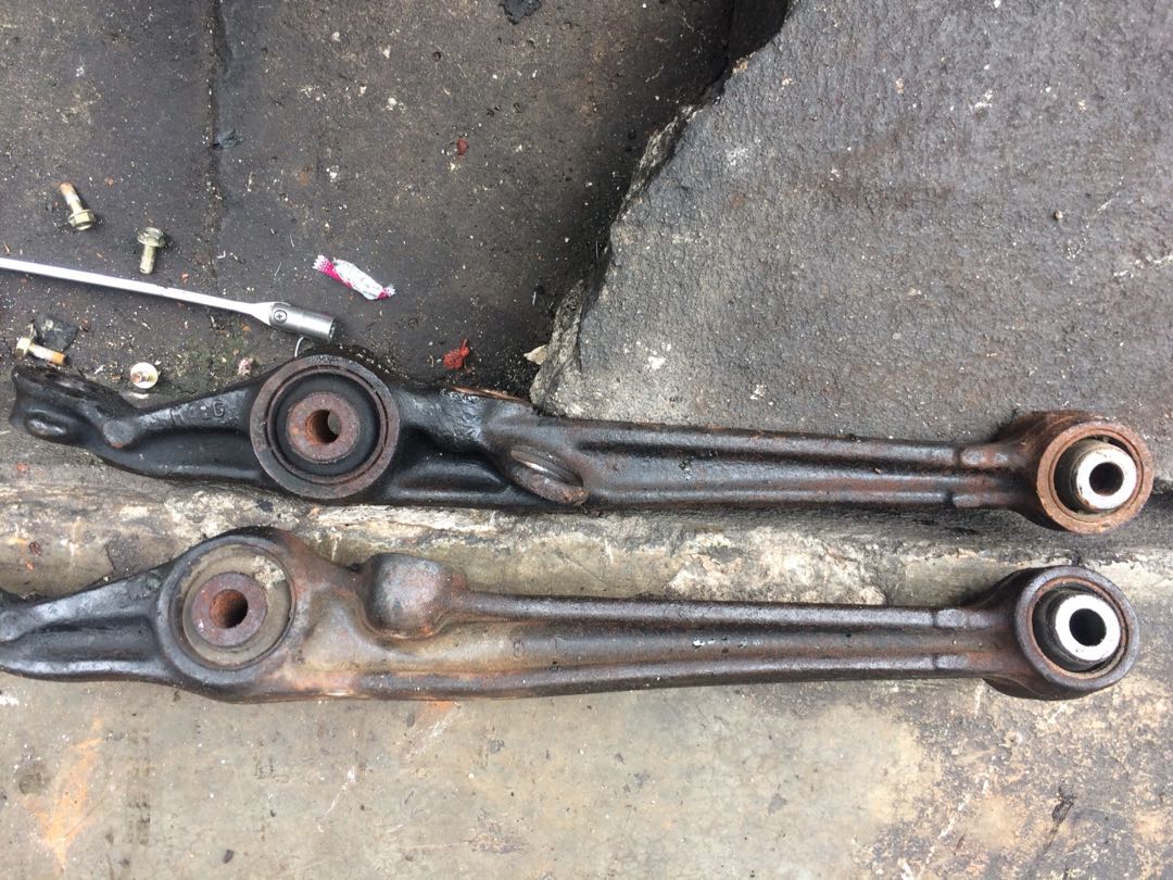 Lower arm honda sv4, Auto Accessories on Carousell