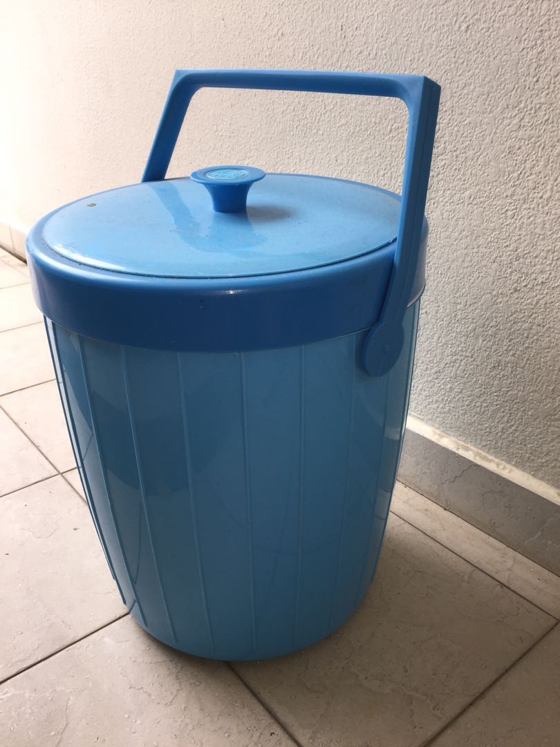 Thermal Ice Rice Bucket Container, Furniture & Home Living, Kitchenware ...