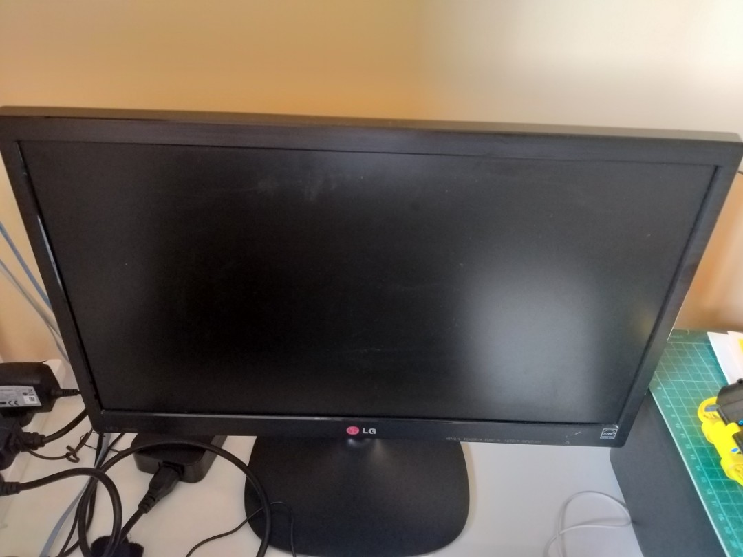 Used PC monitor and keyboard, Computers & Tech, Parts & Accessories ...