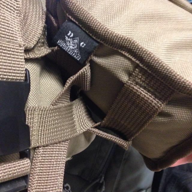 Army SAF Molle Accessory Pouch, Men's Fashion, Bags, Belt bags ...