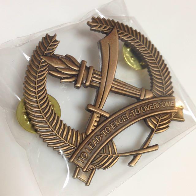 OCS BRONZE CAP BADGE. For Official Use In OCS SAFTI MI., Sports ...
