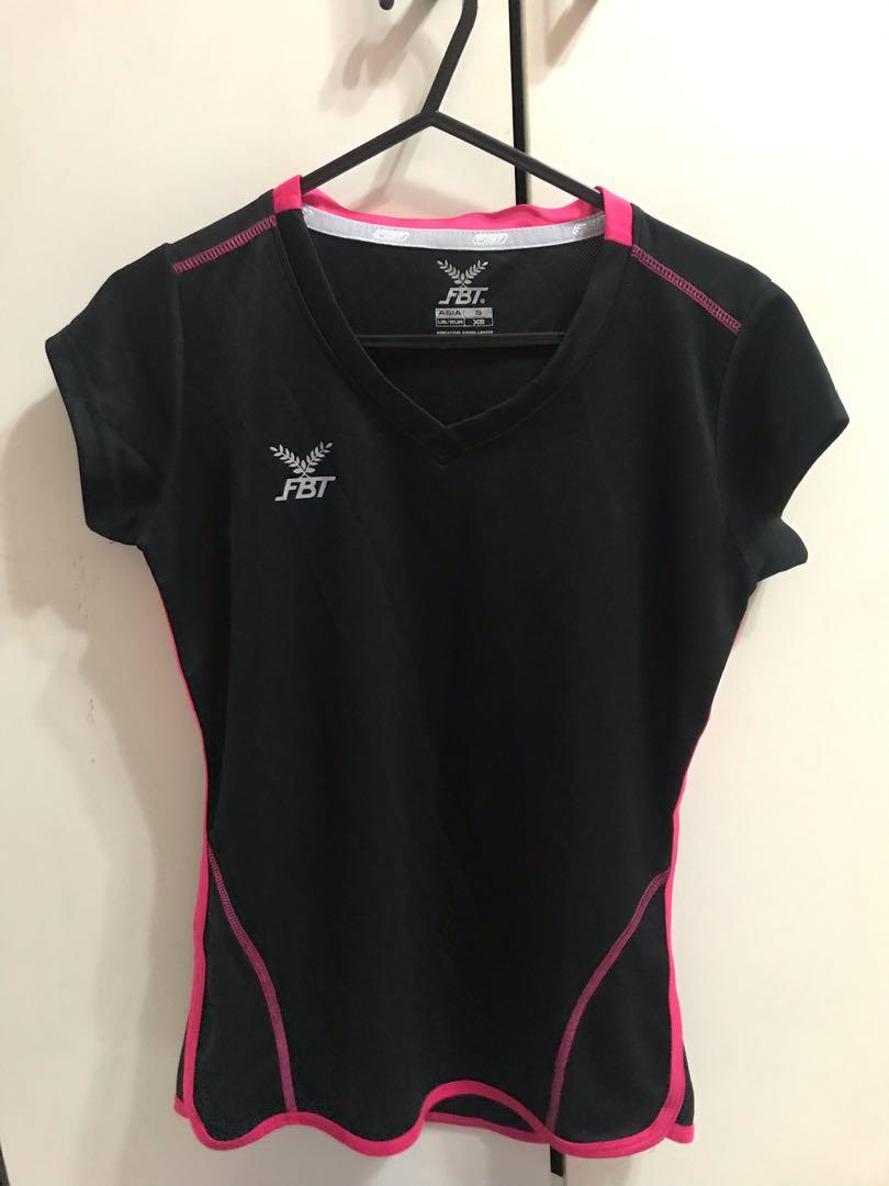 FBT Top, Women's Fashion, Tops, Sleeveless on Carousell