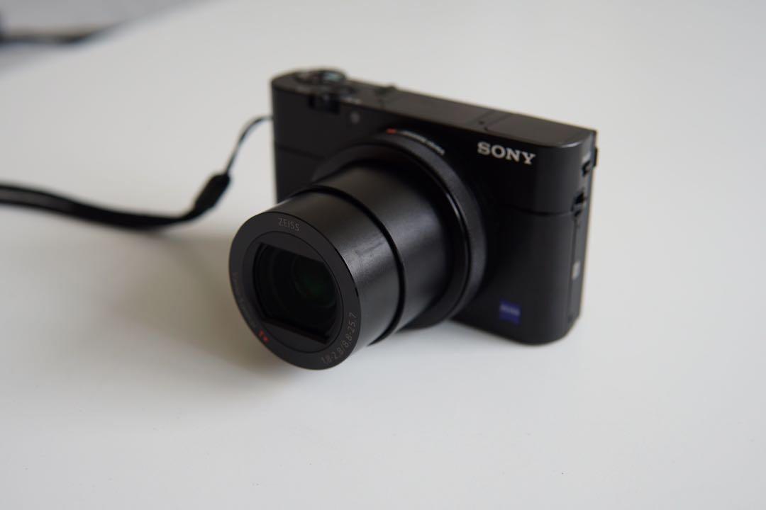 Sony RX100 M5, Photography, Cameras on Carousell
