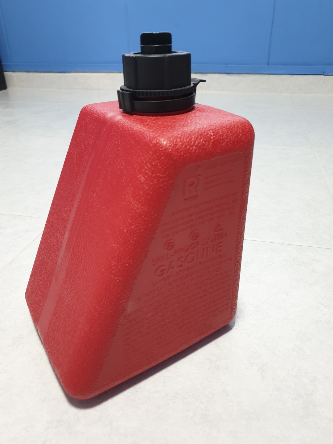 5 litre extra storage fuel tank, Motorcycles, Motorcycle Accessories on ...