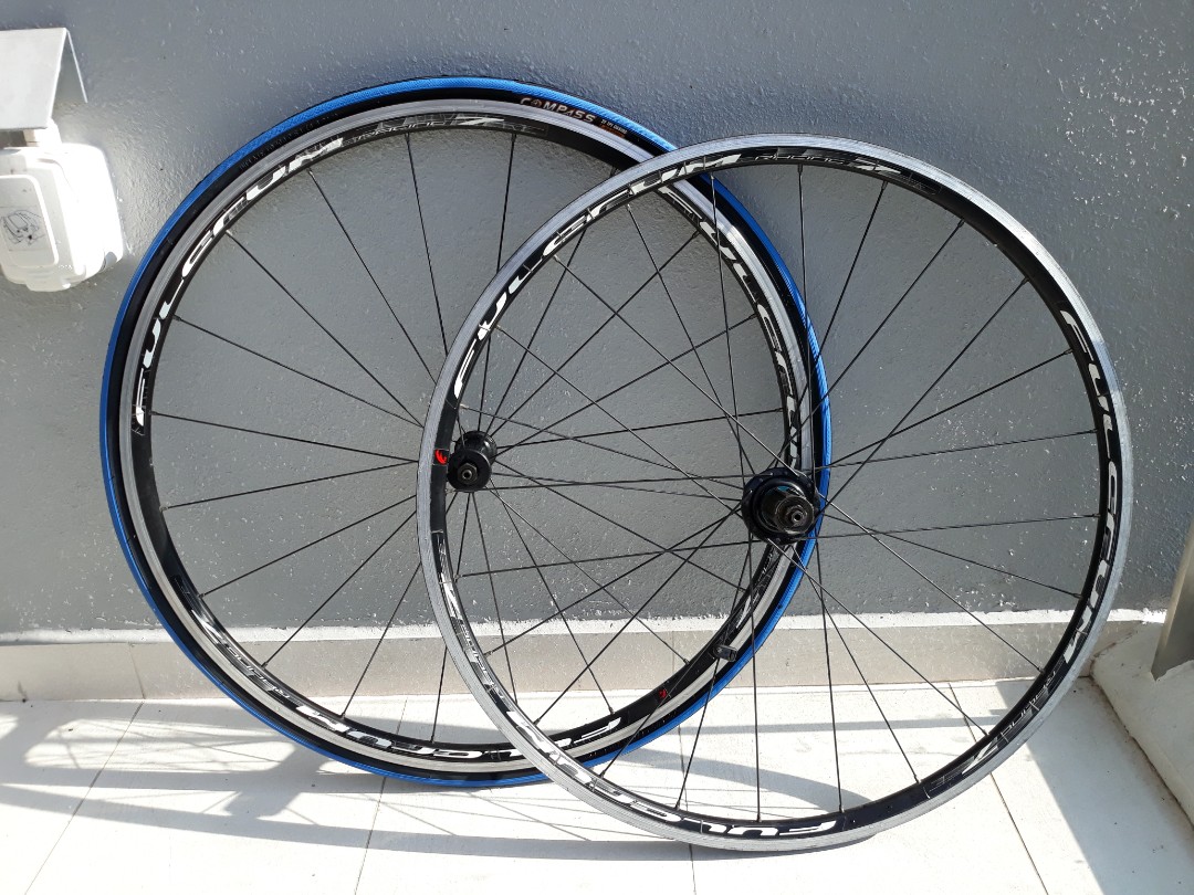 Fulcrum Racing 7 wheelset, Sports Equipment, Bicycles & Parts, Bicycles ...