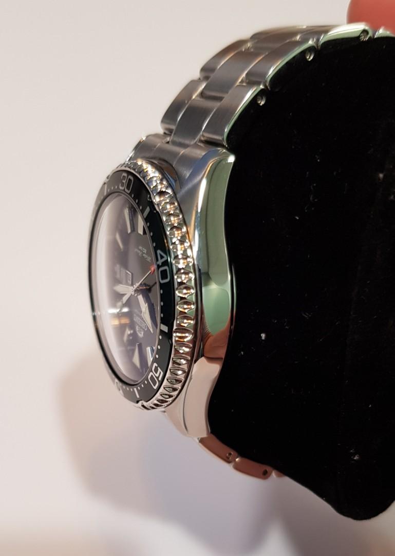 Orient Mako 3 Green Dial (one month old, upgraded crystal, extra strap ...