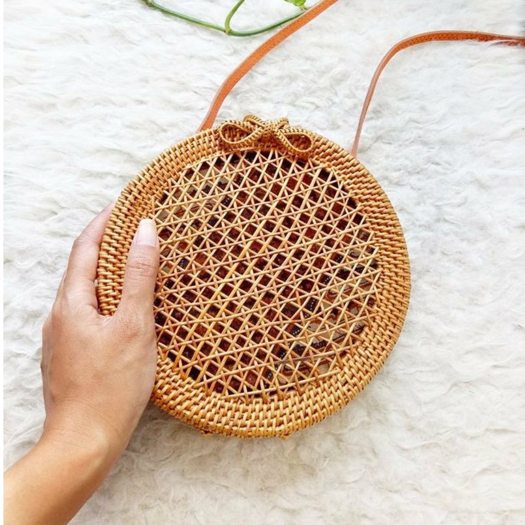 Rattan Bag Bali Authentic 20cm Honeycomb Style, Women's Fashion, Bags ...