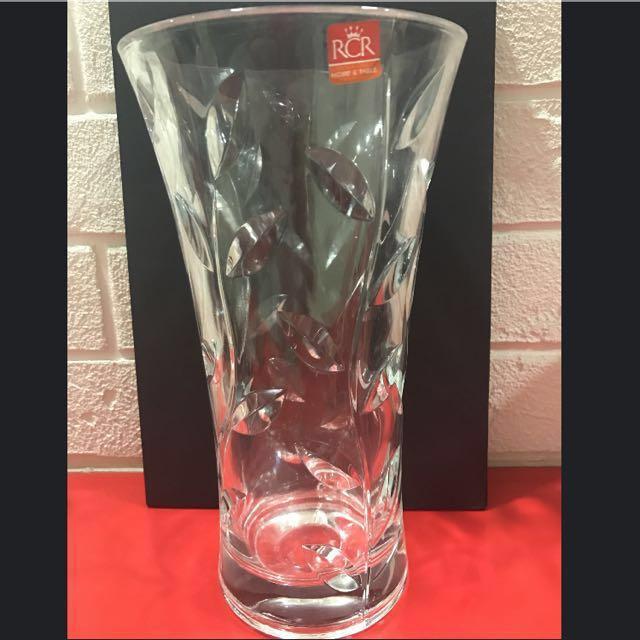 RCR Laurus Vase, Furniture & Home Living, Home Decor, Vases ...