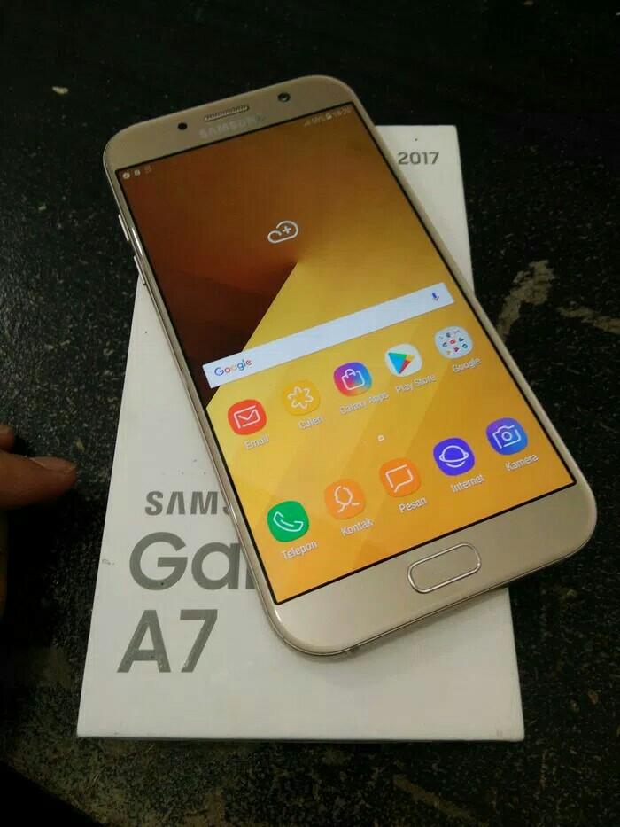 Samsung A7 2017 Sein mulus istimewa full ori layar Shadow, Telepon ...
