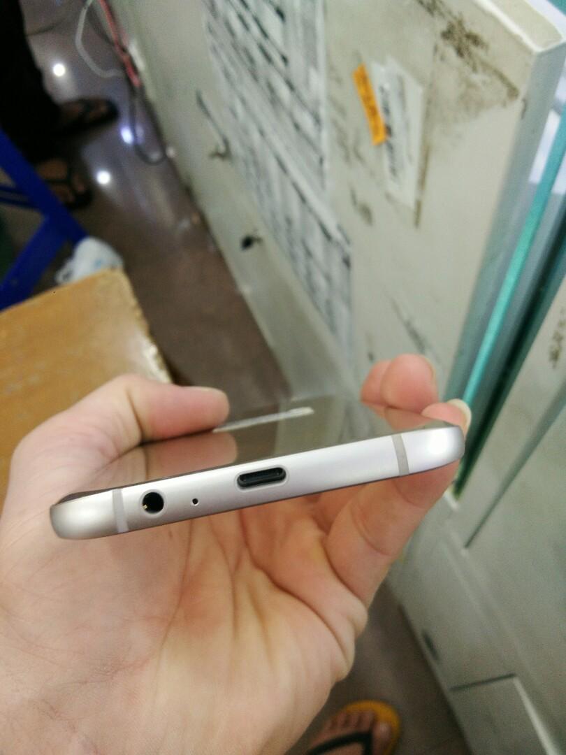 Samsung A7 2017 Sein mulus istimewa full ori layar Shadow, Telepon ...