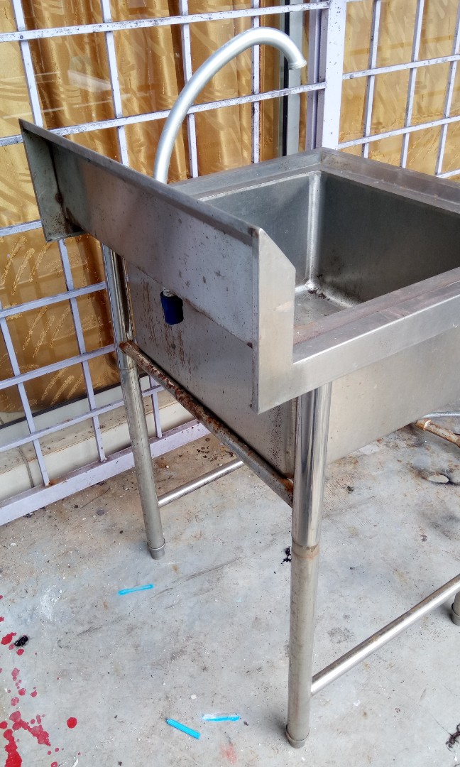 Sinki, Furniture & Home Living, Bathroom & Kitchen Fixtures on Carousell