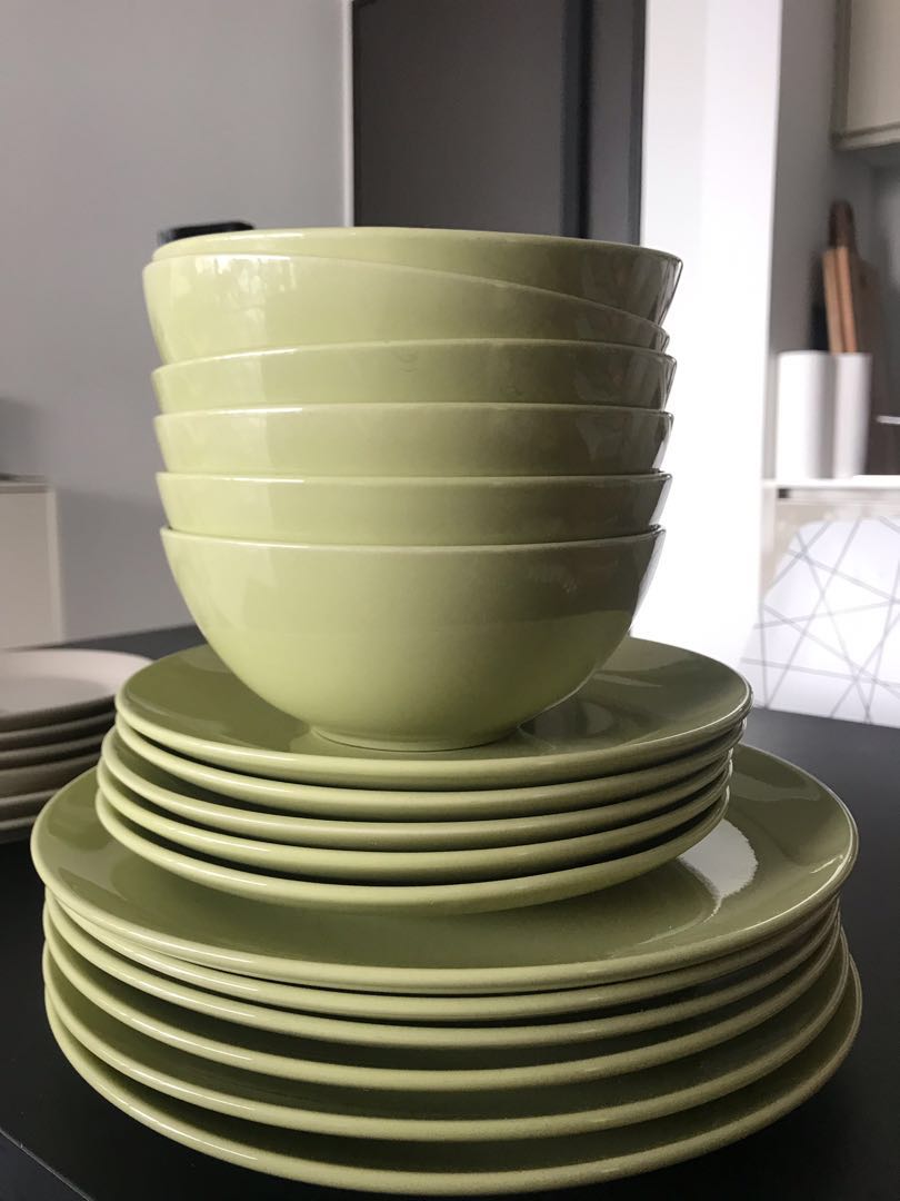 IKEA PLATES SET, Everything Else on Carousell