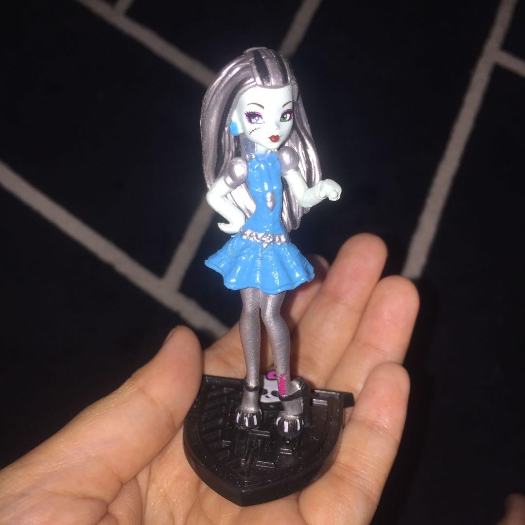 Mini Monster High Figure, Hobbies & Toys, Toys & Games on Carousell