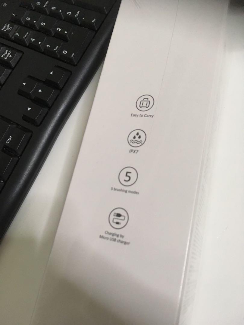 MINISO electronic Sonic toothbrush, Beauty & Personal Care, Oral Care ...