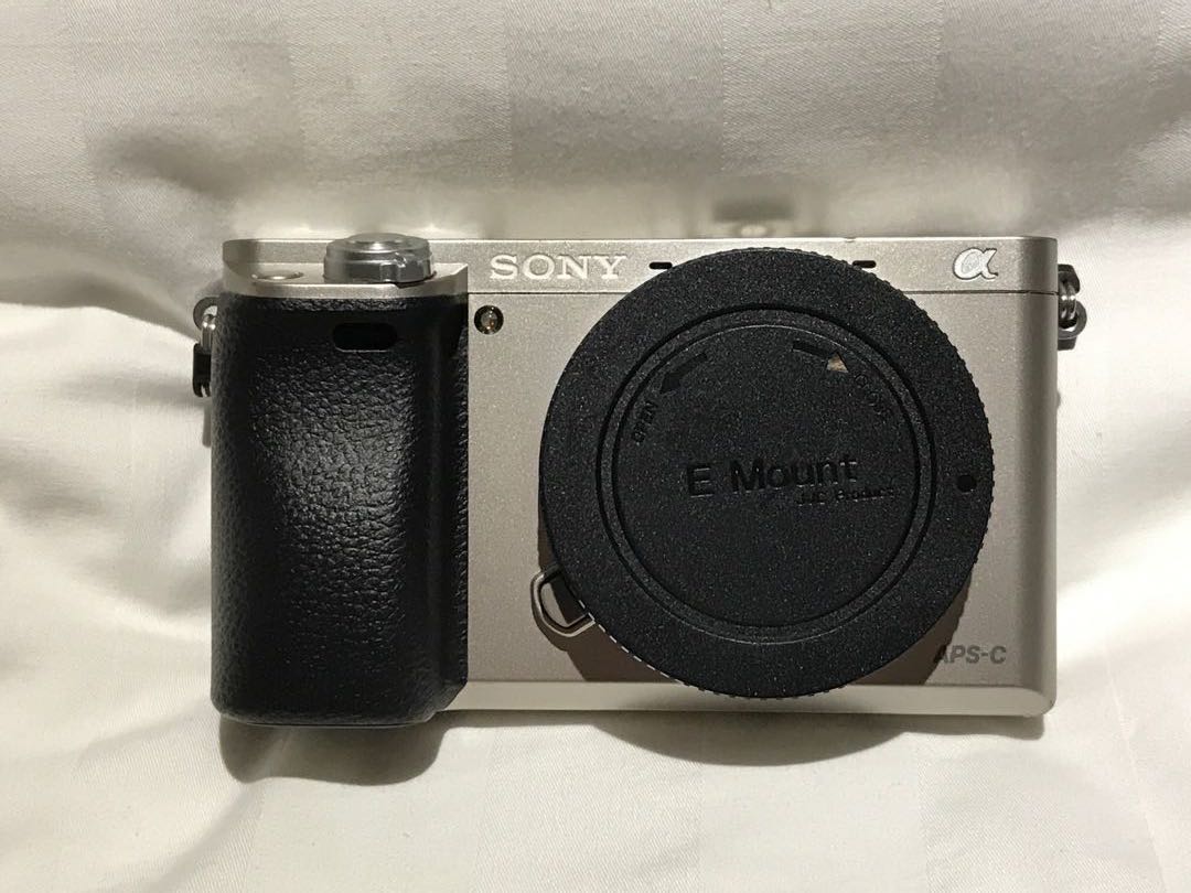 Sony A6000 ( With box), Photography, Lens & Kits on Carousell