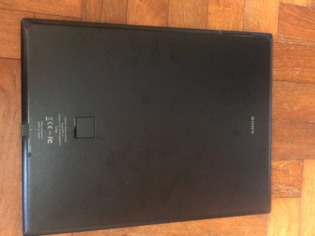 Sony DPT-S1 13 inch e-ink reader, Mobile Phones & Gadgets, Wearables ...
