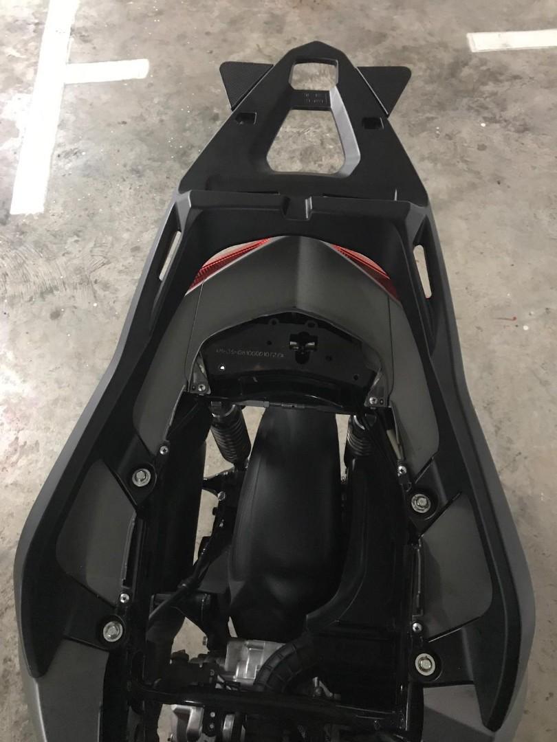 Yamaha XMAX X-MAX 300 ALU RACK, Motorcycles, Motorcycle Accessories on ...