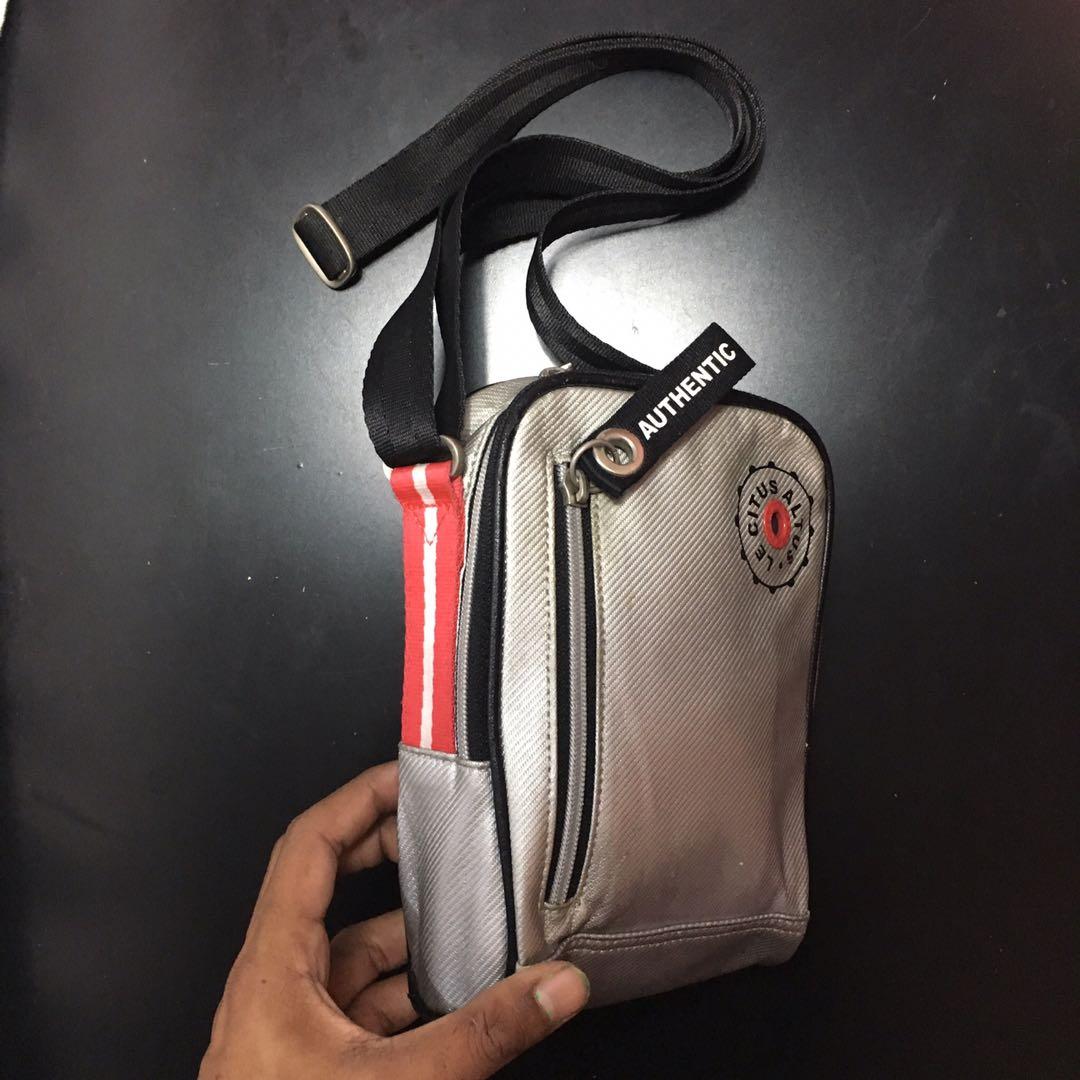 Beg silang original legit, Men's Fashion, Bags, Sling Bags on Carousell