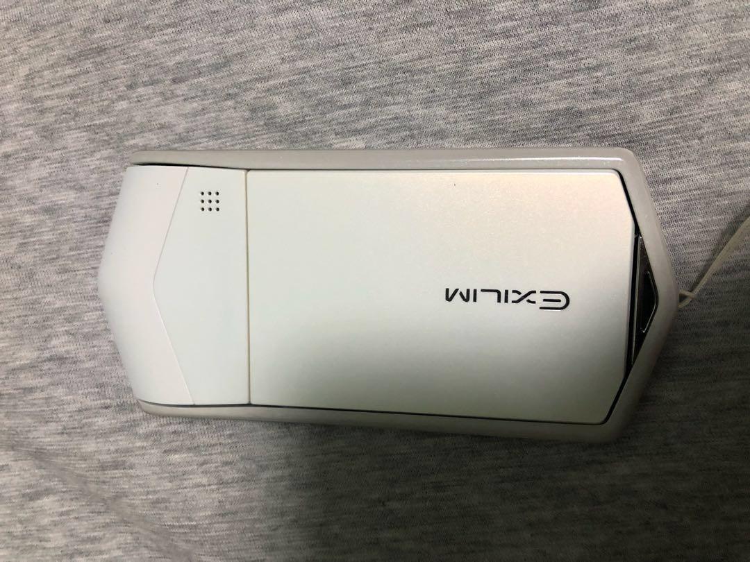 Casio TR70 White, Photography, Cameras on Carousell