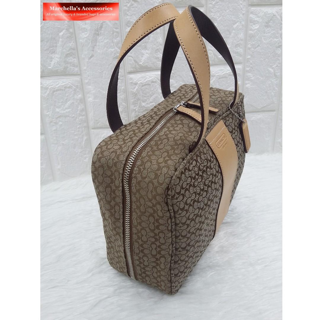 Coach Mono Utility Bag, Women's Fashion, Bags & Wallets, Cross-body ...