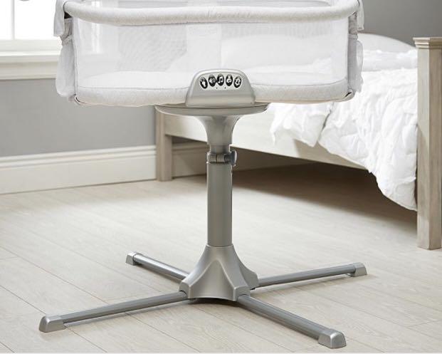 Halo swivel sleeper bassinet, Babies & Kids, Baby Nursery & Kids ...