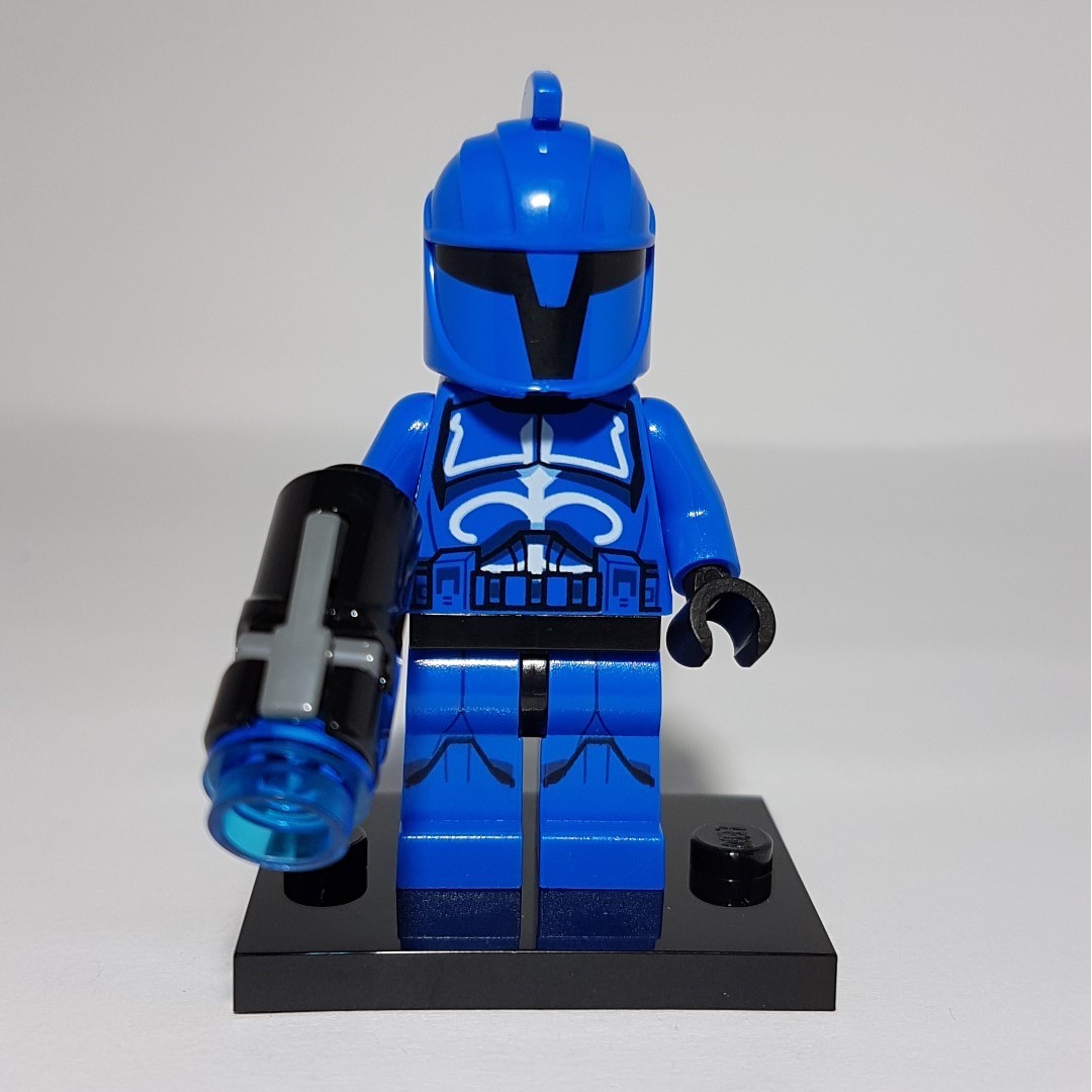 LEGO Star Wars Minifigures - Senate Commando Captain, Hobbies & Toys ...