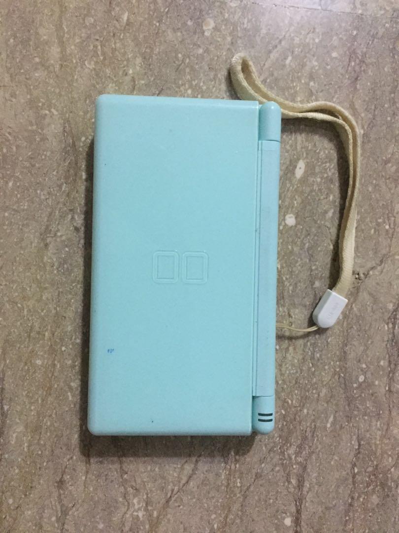 Nintendo DS Lite Powder Blue (More on profile), Video Gaming, Video ...