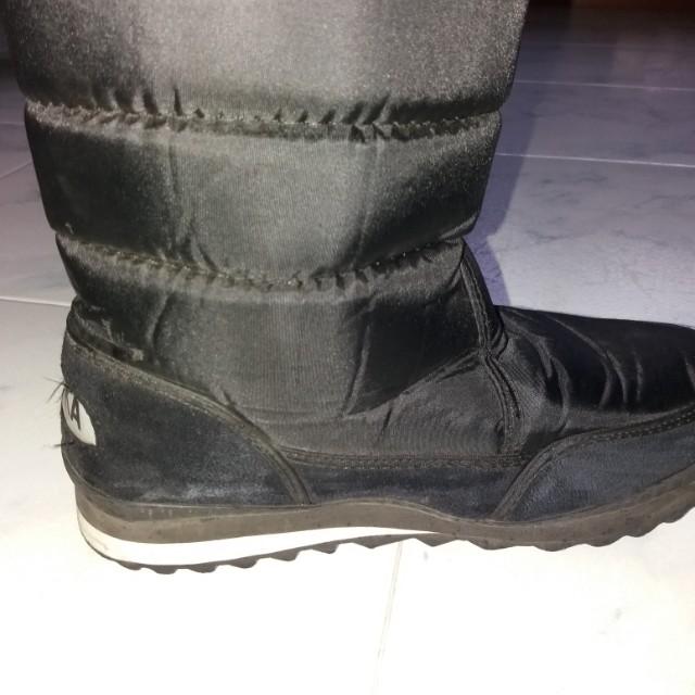 Harbin Winter Boots, Women's Fashion, Footwear, Boots on Carousell