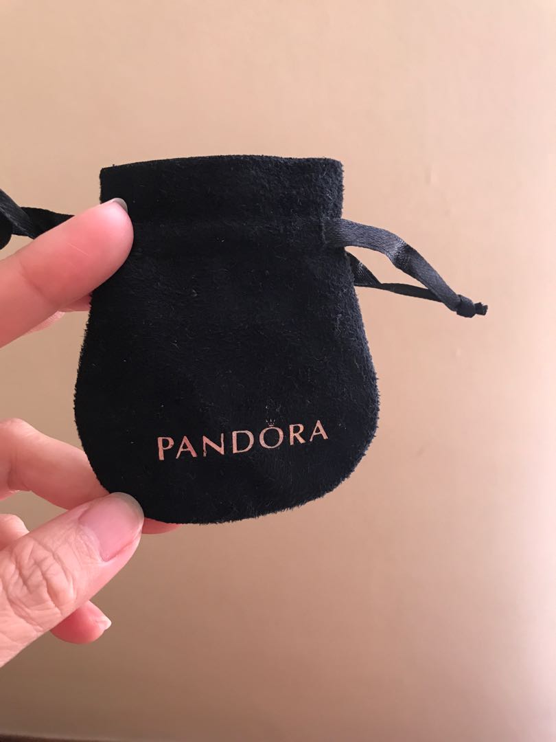 Pandora velvet pouch & box, Luxury, Accessories on Carousell