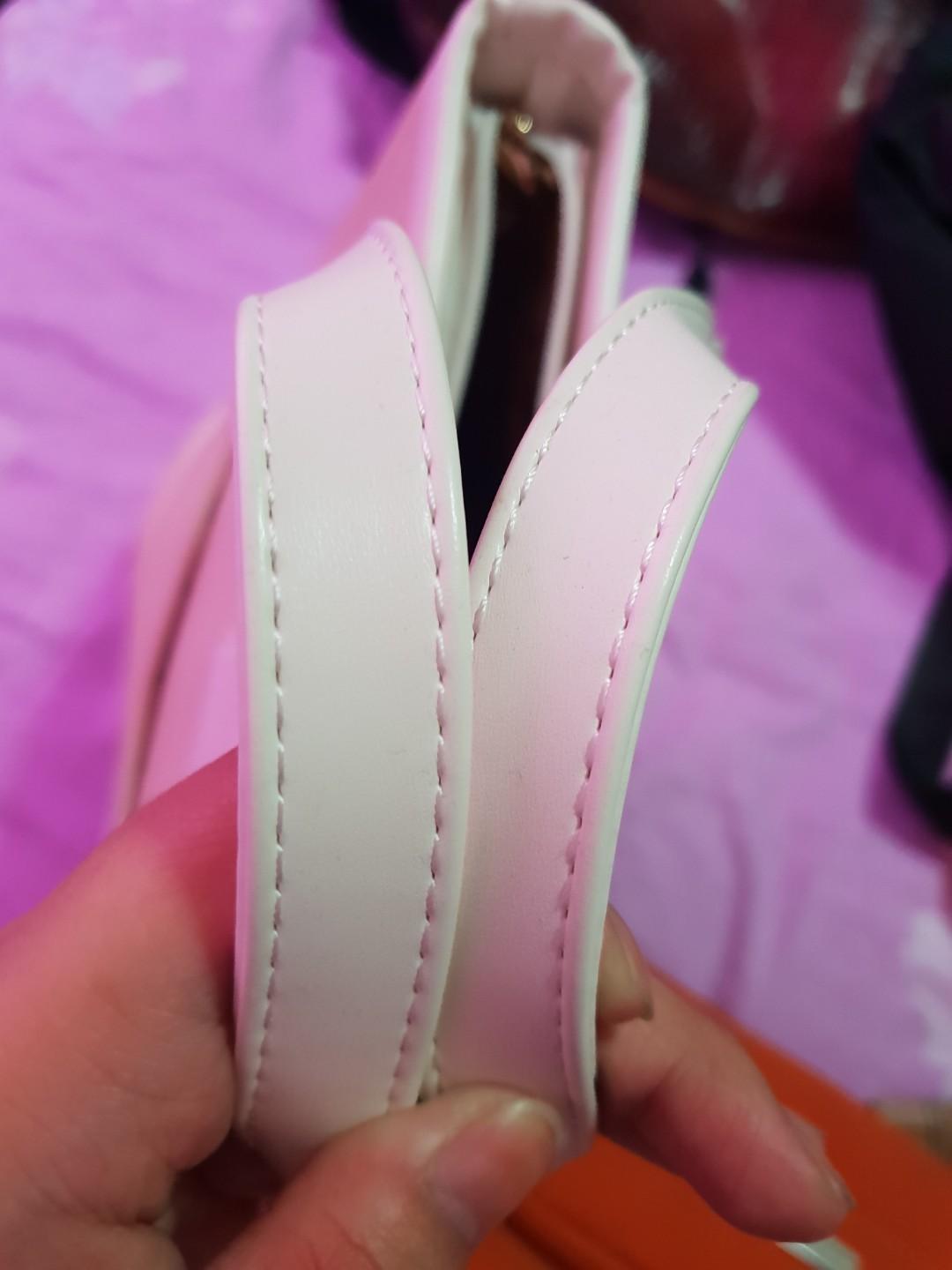 Pucca 2 way bag WHITE, Women's Fashion, Bags & Wallets, Cross-body Bags ...