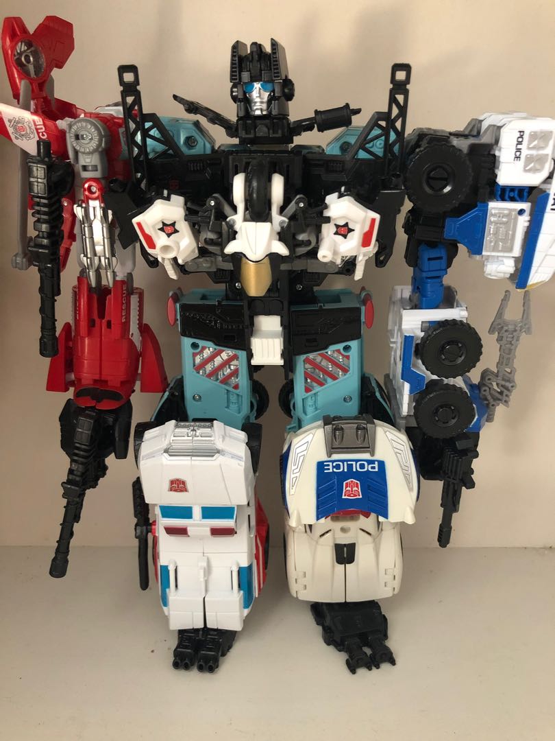 Transformers Combiner Wars Defensor, Hobbies & Toys, Toys & Games on ...