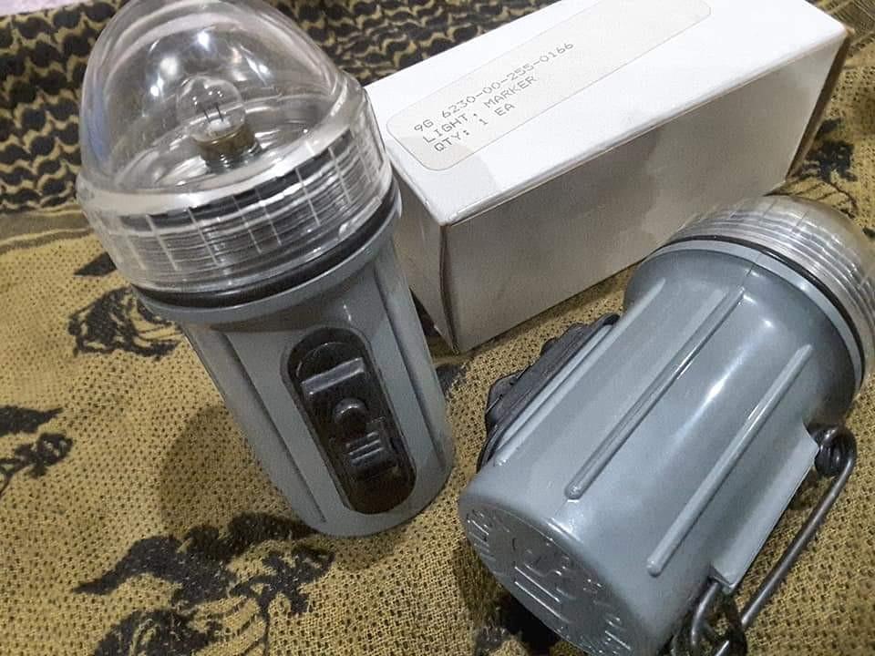 Us Army Govt Issue Waterproof Distress Marker Light, Fulton, N51 NSN ...