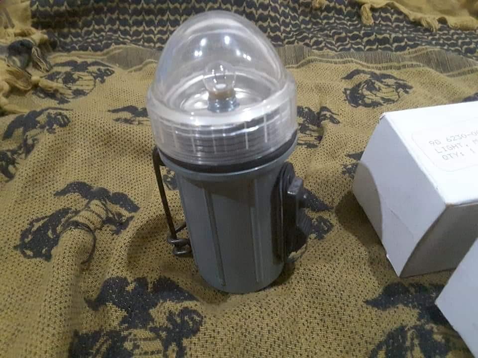 Us Army Govt Issue Waterproof Distress Marker Light, Fulton, N51 NSN ...