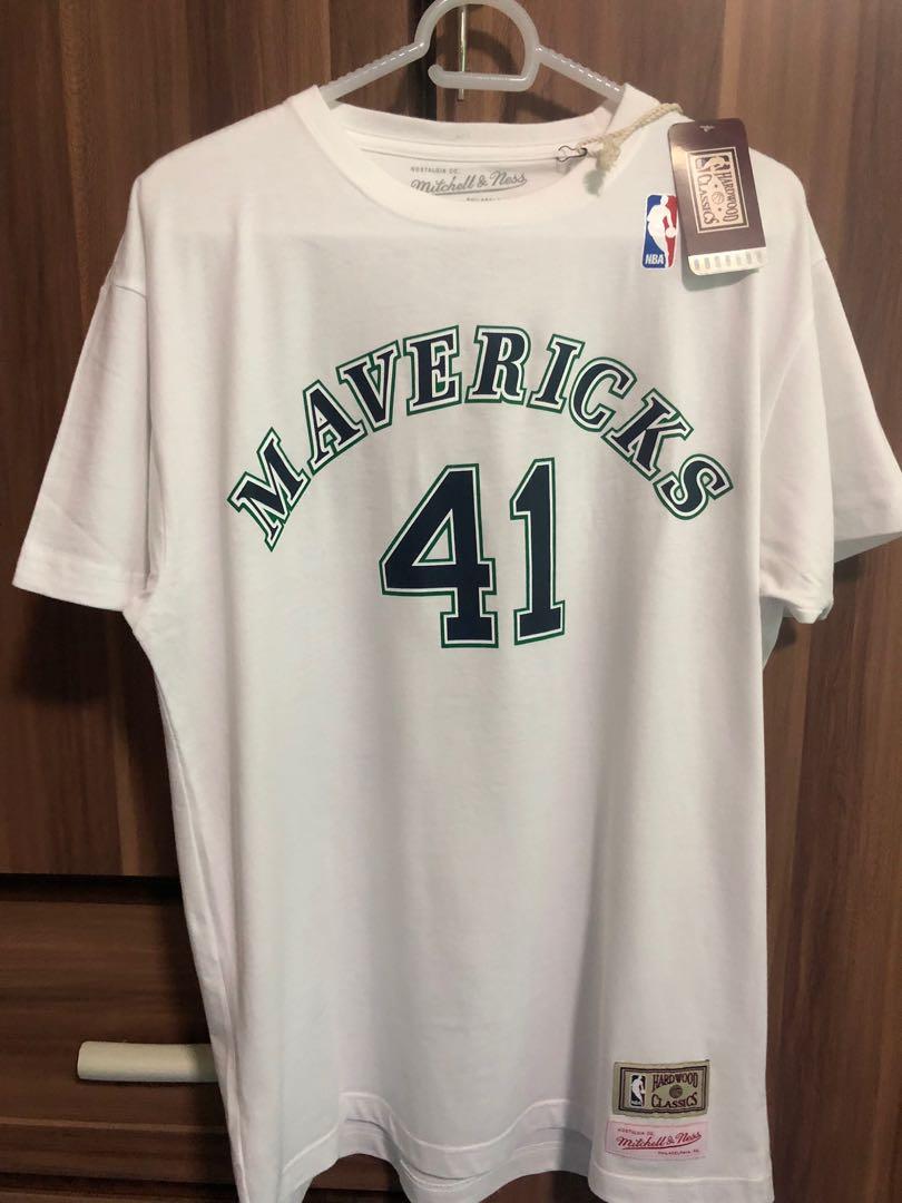 Classic Dirk Nowitzki Dallas Mavericks Mitchell & Ness shirt, Men's ...