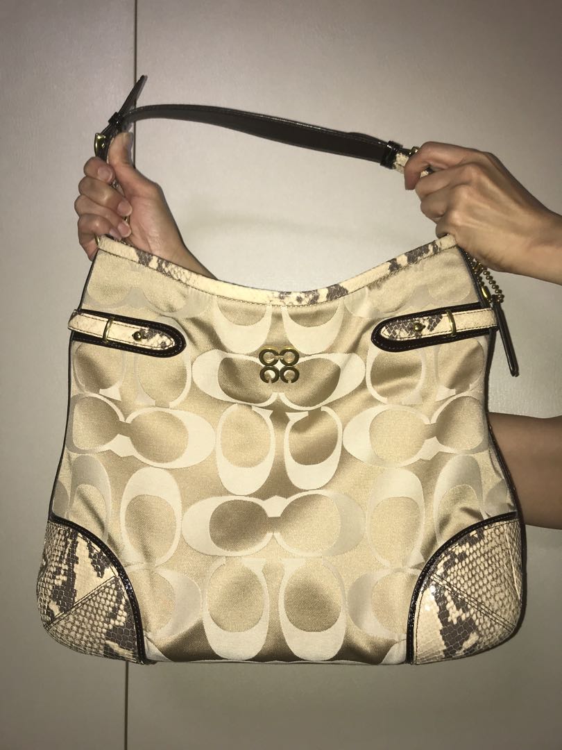 Coach Limited Edition Handbag, Women's Fashion, Bags & Wallets, Tote ...