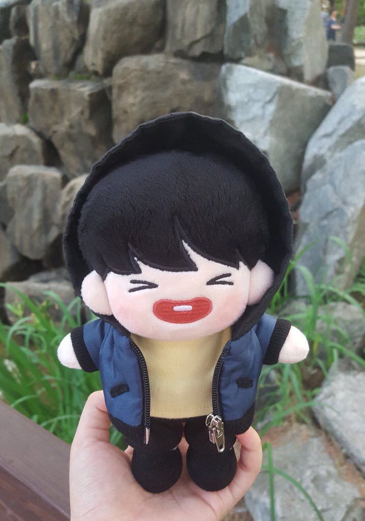 [INSTOCK] BTS BABY SYUB PEACH SUGA DOLL, Hobbies & Toys, Memorabilia ...