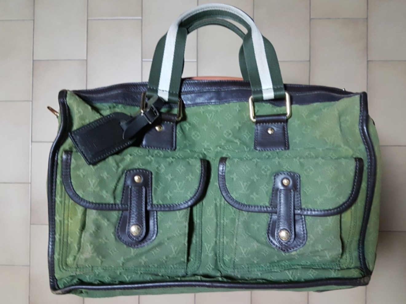 Louis Vuitton (LV) Mary Kate Sac Green Denim, Luxury, Bags & Wallets on ...