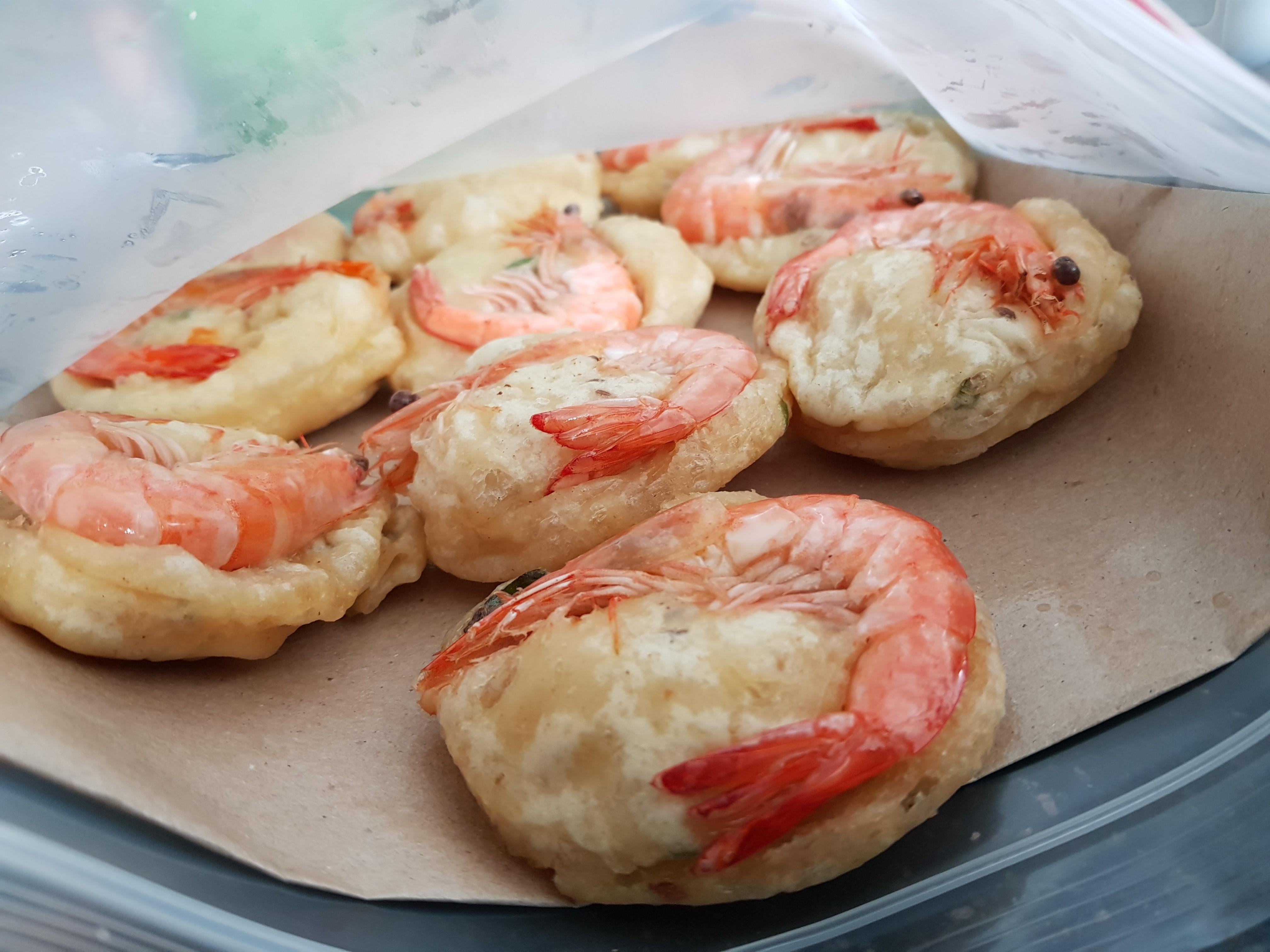 !!Promo till this week !!Frozen Prawn Vadai (wadeh udang frozen), Food ...