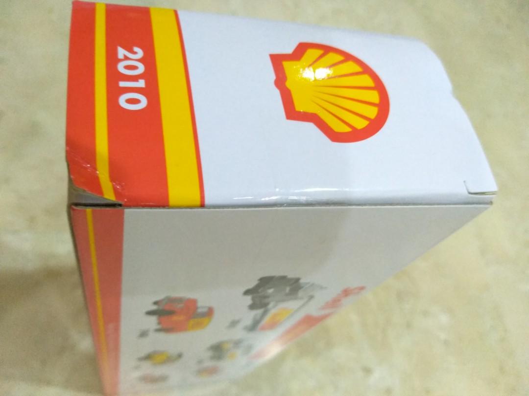Shell Fuel Tanker Collection (2010), Hobbies & Toys, Memorabilia ...