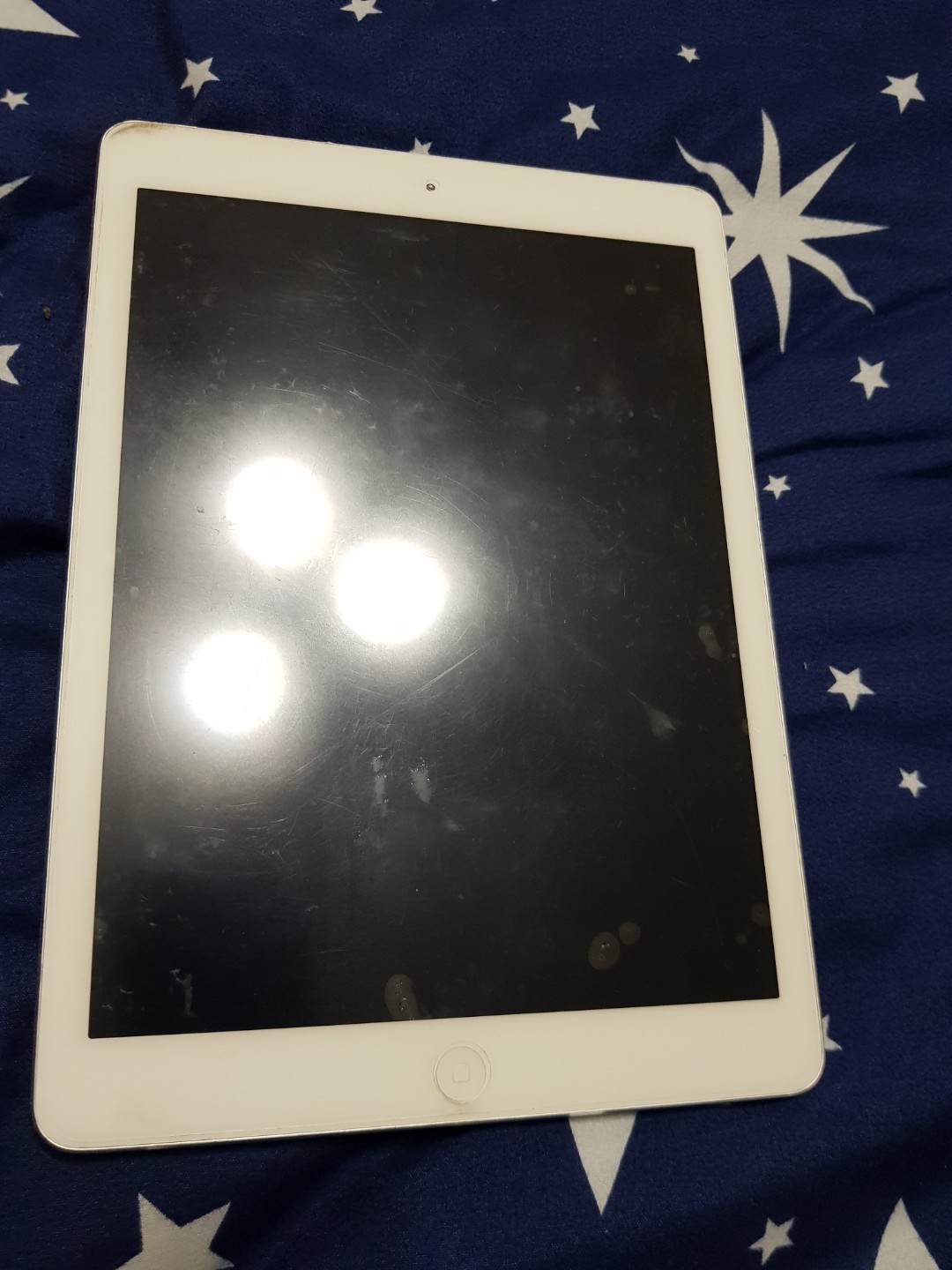 Spoiled ipad air 1st gen, Mobile Phones & Gadgets, Tablets, iPad on ...