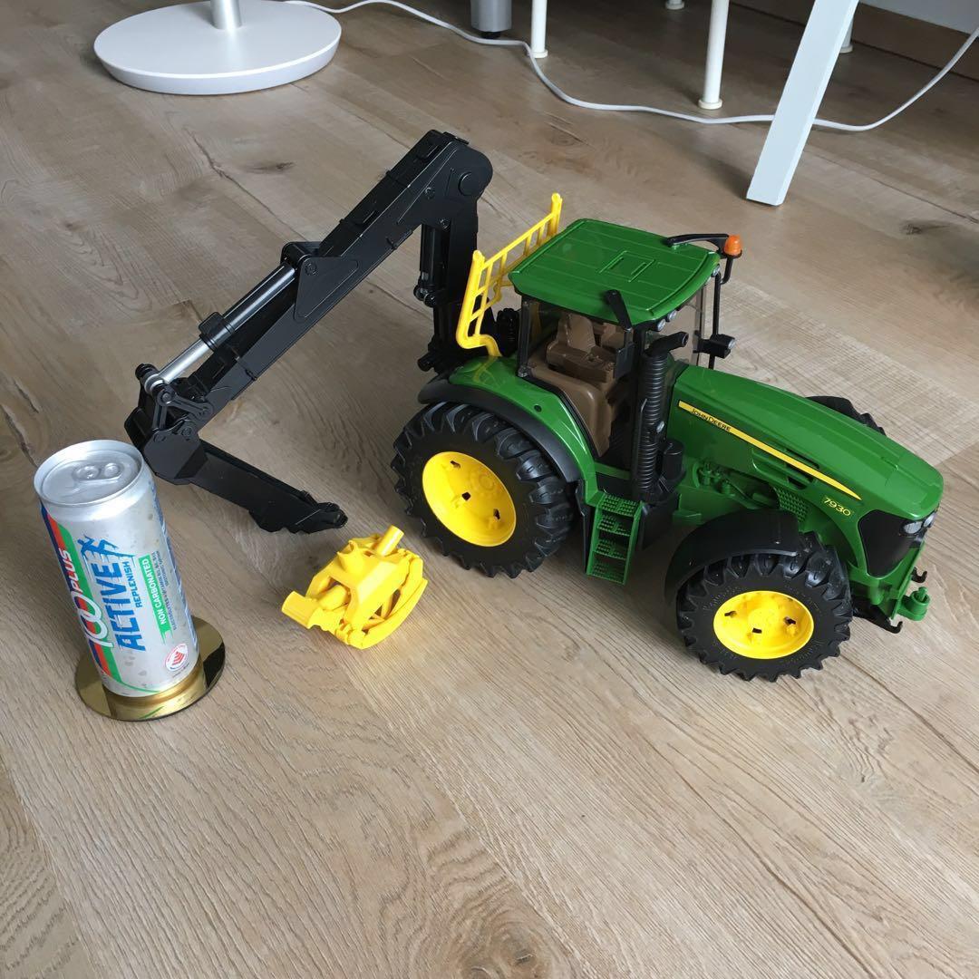 Bruder tractor toys Big size farming car green with rotatable wheels ...