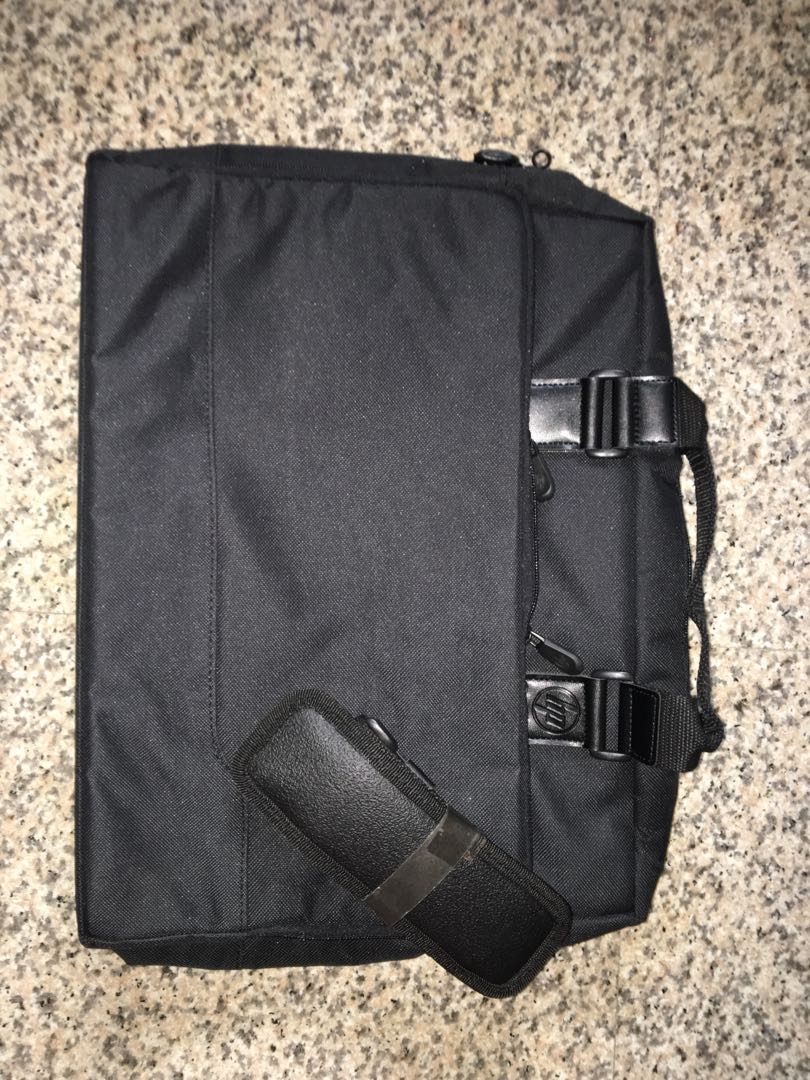Hp Laptop Carry Case Computers And Tech Parts And Accessories Computer Parts On Carousell