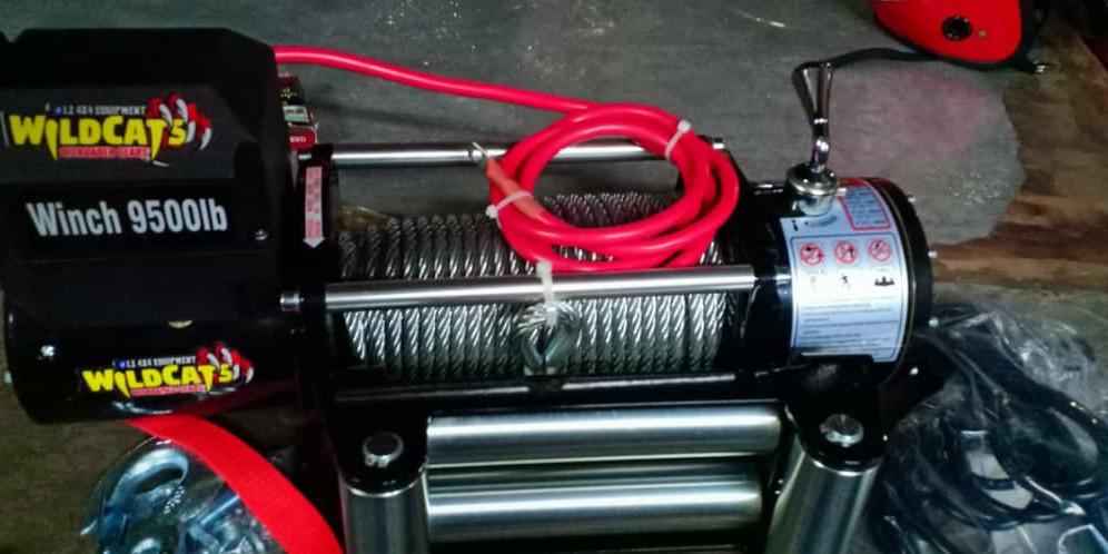 Winch branding by Wildcats, Car Accessories, Accessories on Carousell