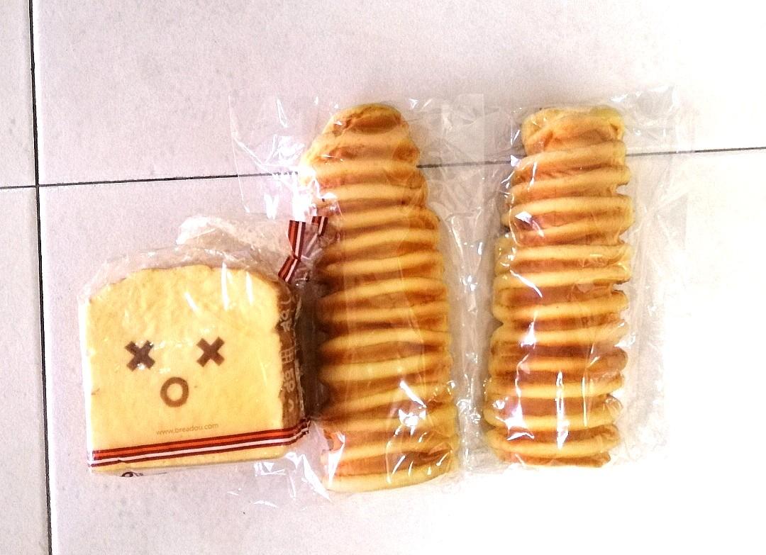 Breadou Squishies / Breadou Squishy / Squishies / Squishy, Hobbies ...