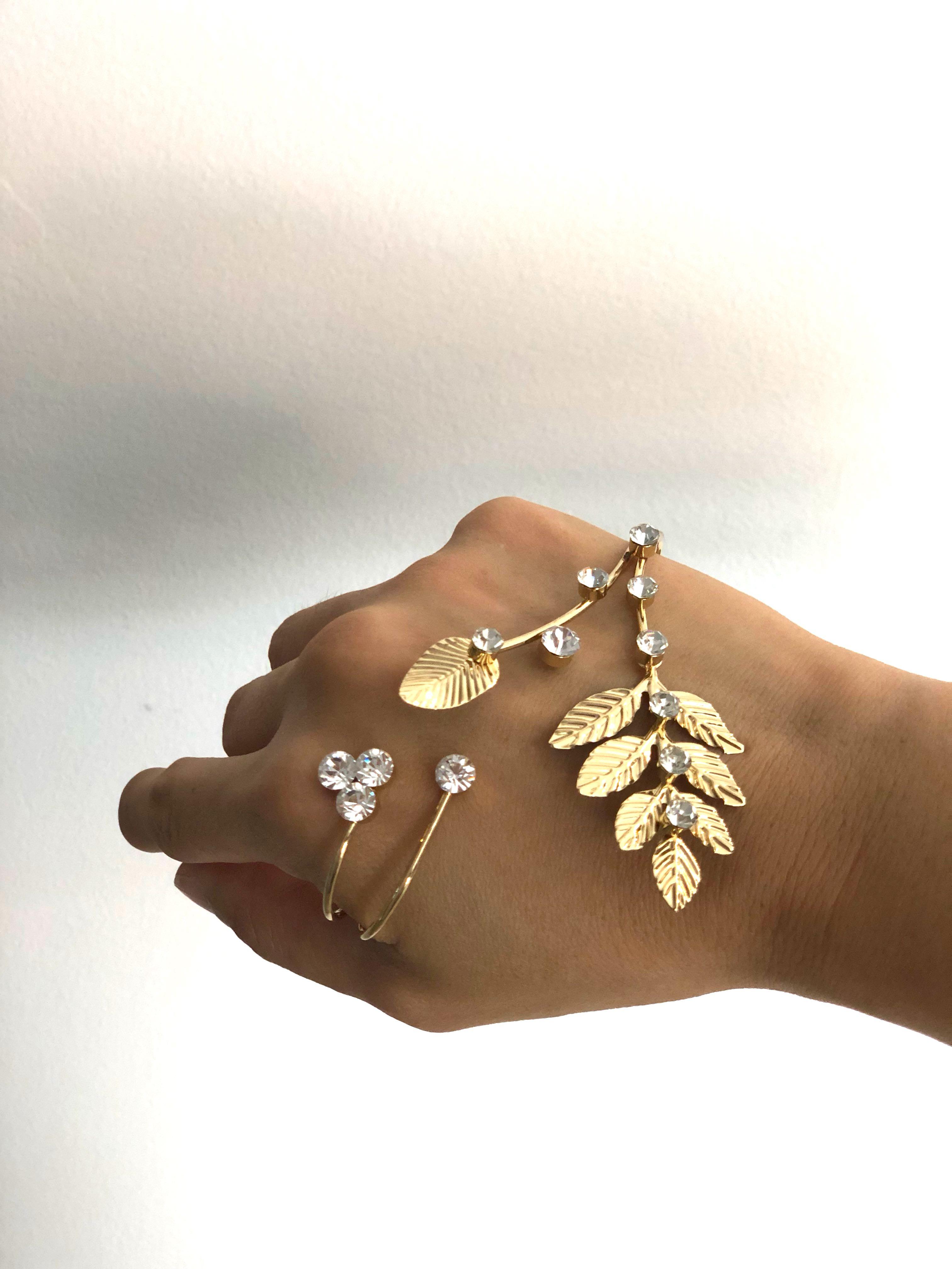 Bridal hand accesory, Women's Fashion, Jewelry & Organisers, Accessory ...