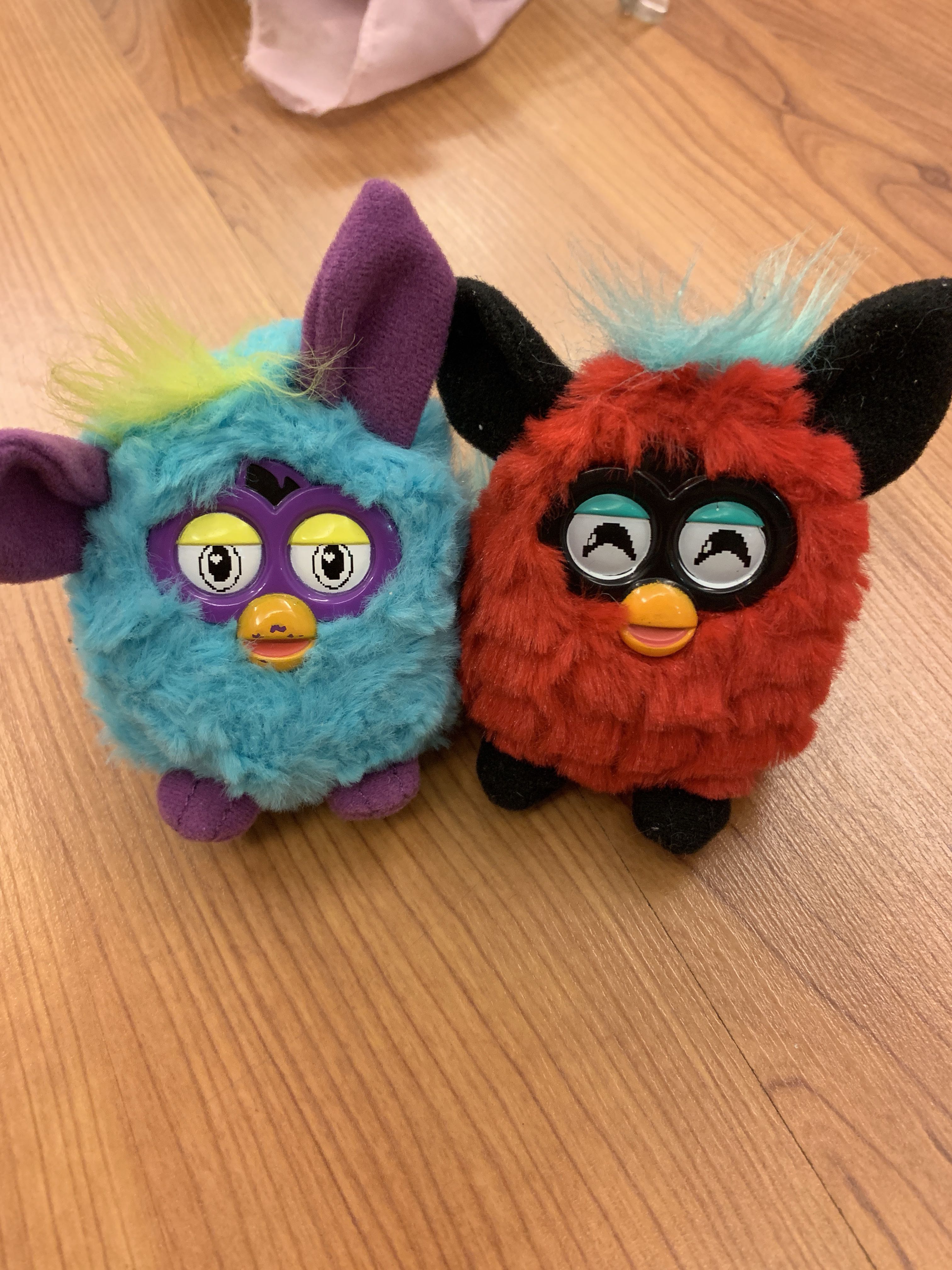 Furby, Hobbies & Toys, Toys & Games on Carousell