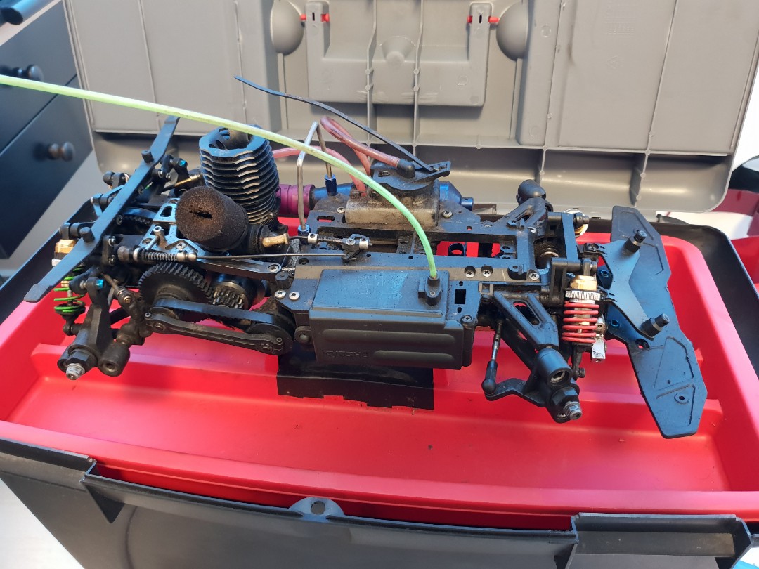 Kyosho RC car with Nitro Engine, Hobbies & Toys, Toys & Games on Carousell