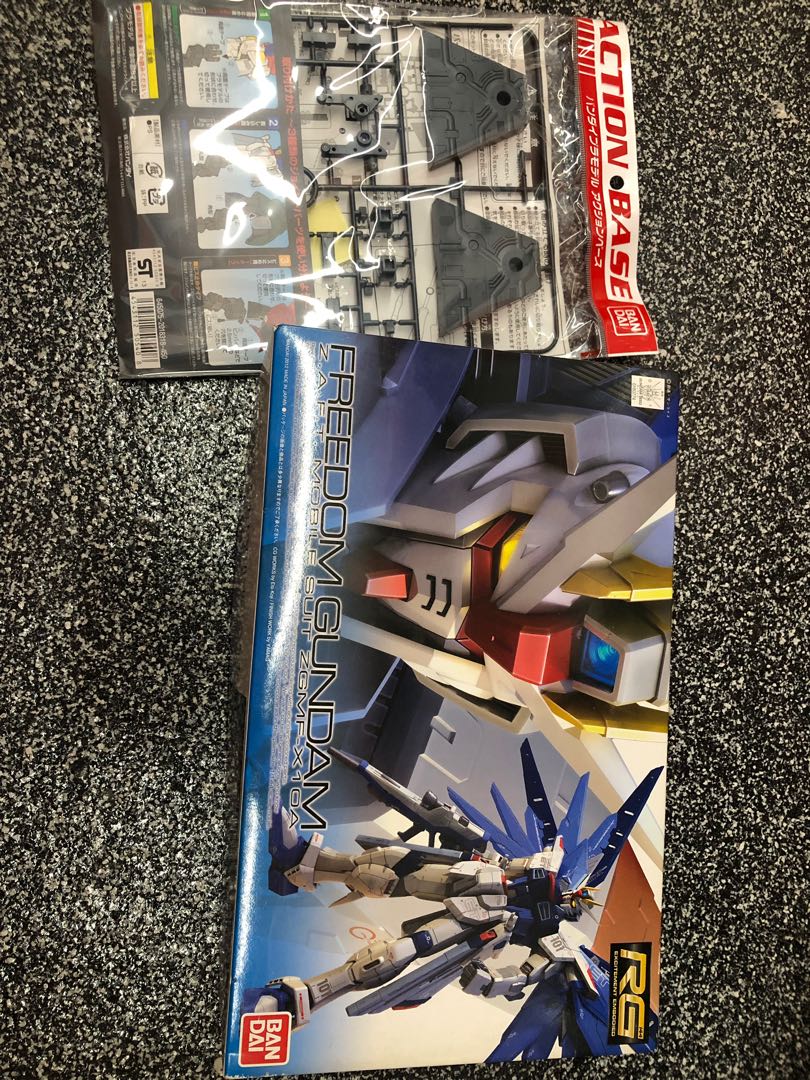 RG Freedom Gundam gunpla expo edition Plus action base, Hobbies & Toys ...