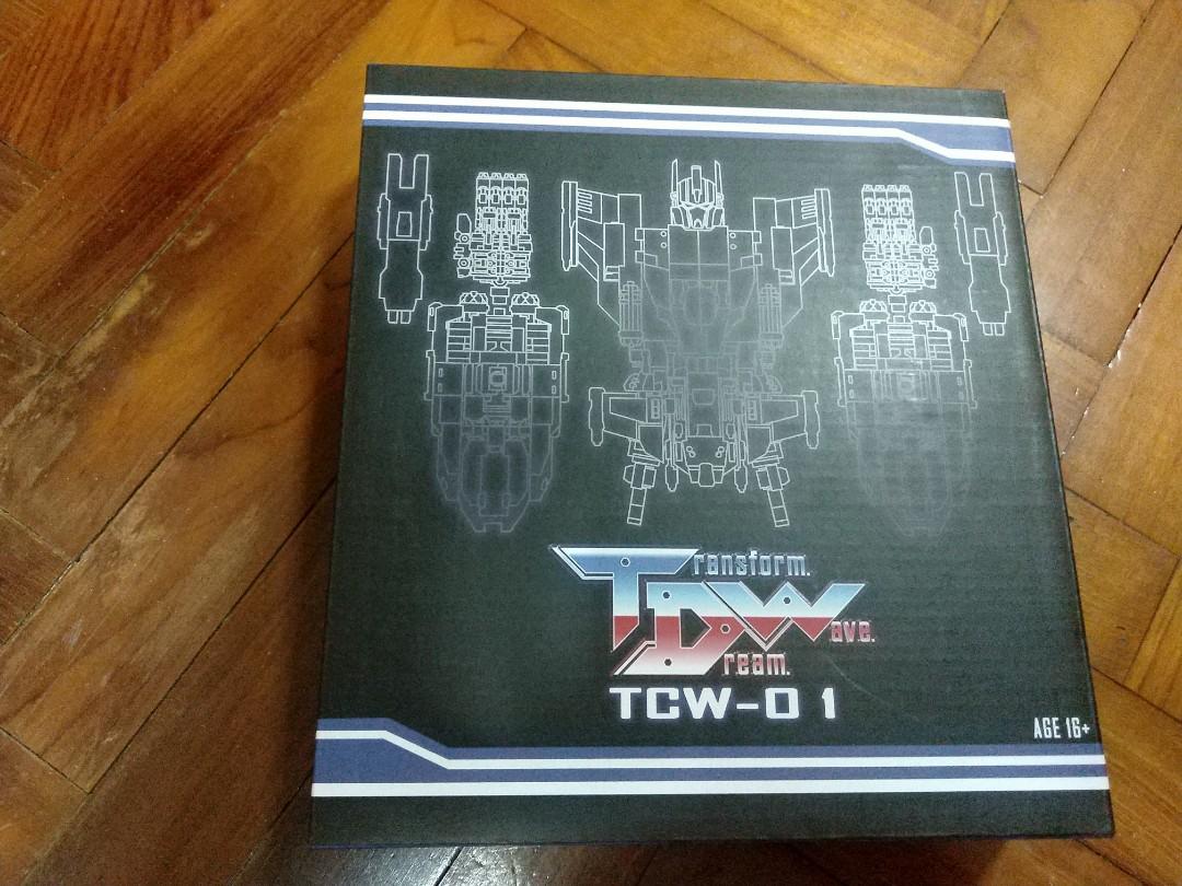 Unite Warriors Bruticus TDW Upgrade kit TCW-01, Hobbies & Toys, Toys & Games on Carousell